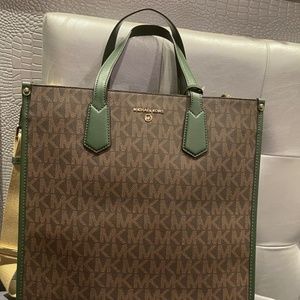 Michael Kors | Bags | Michael Kors Maple Tote Bag And Wallet New | Poshmark